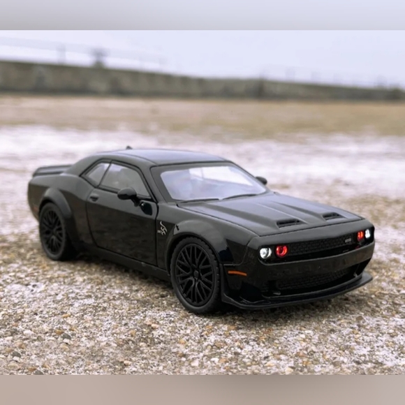 Other | Diecast 132 Dodge Challenger Black Hellcat Red Eye Car Doors ...
